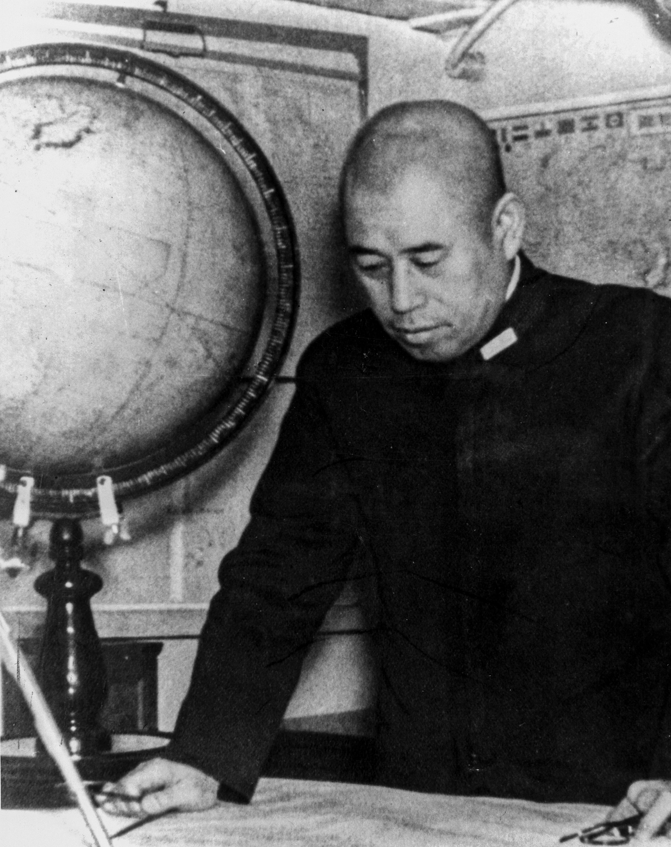 Ignoring the Lessons of Defeat | Naval History Magazine - June 2007 ...