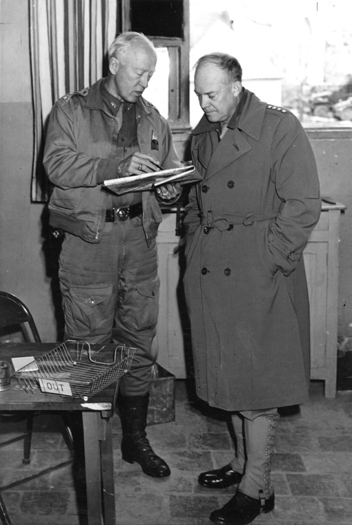 Leading Outside Command | Proceedings - December 2015 Vol. 141/12/1,354