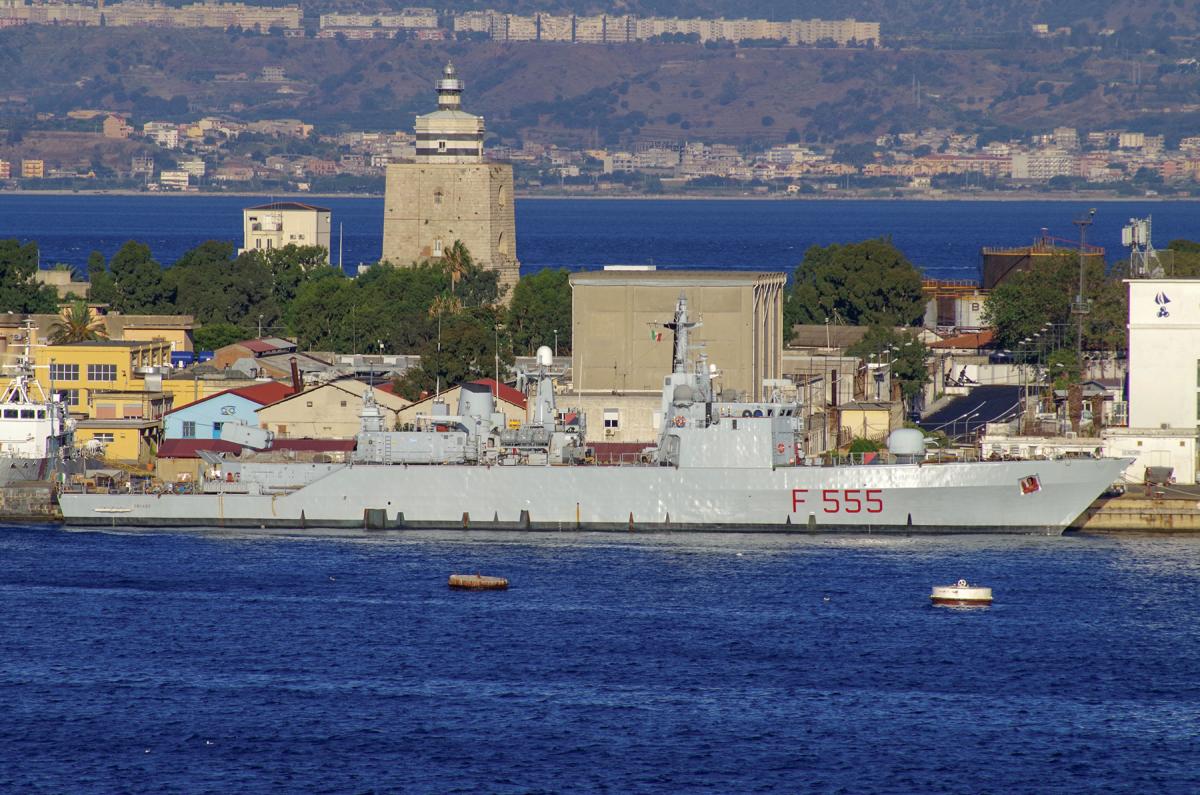 Combat Fleets | Proceedings - November 2019 Vol. 145/11/1,401