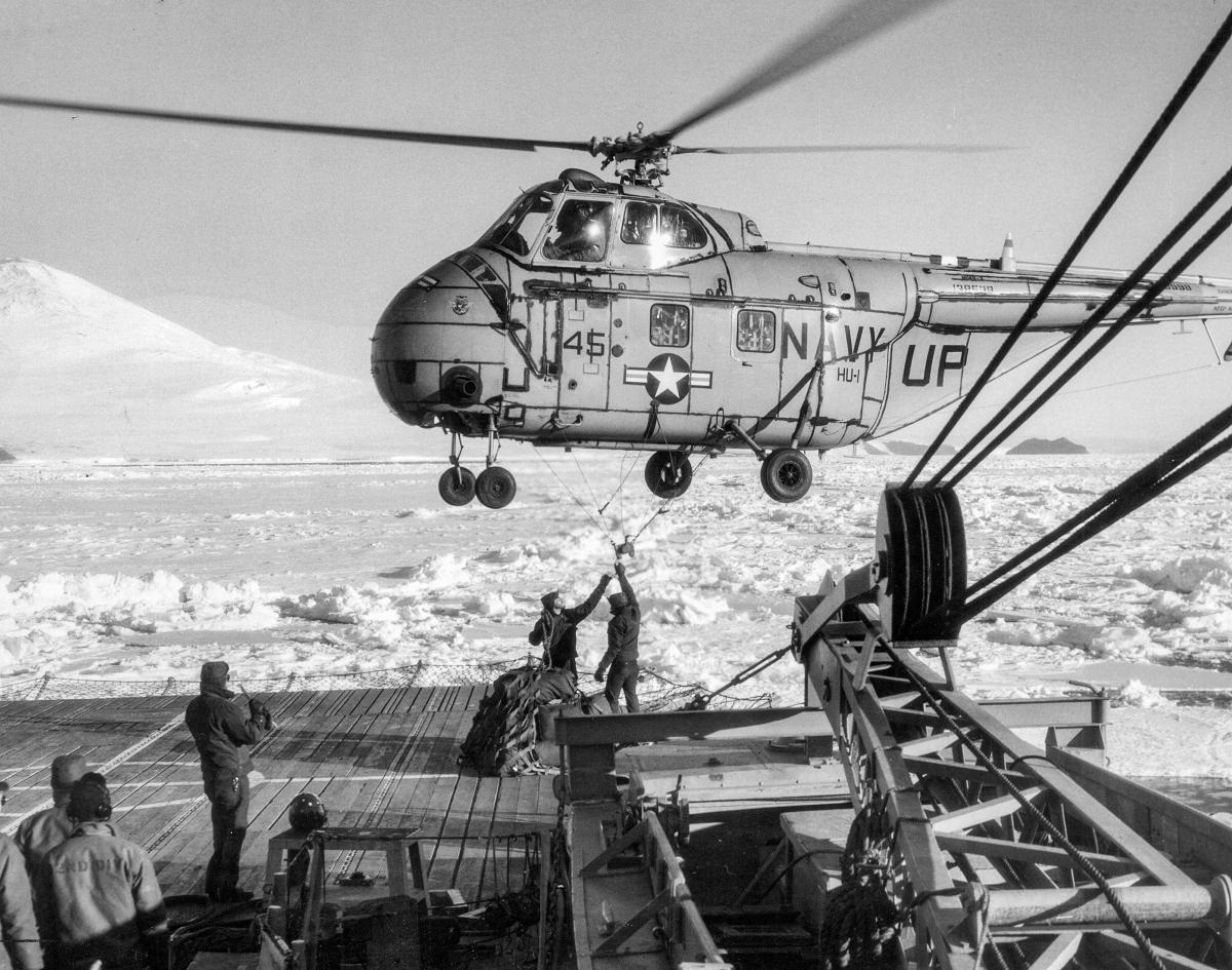 A Significant Whirlybird | Naval History Magazine - June 2007 Volume 21 ...