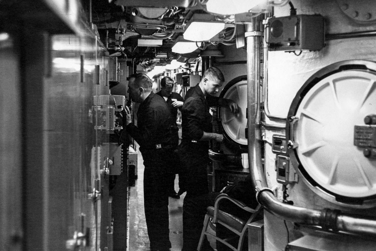 Sentinels Under the Sea | Proceedings - September 1962 Vol. 88/9/715