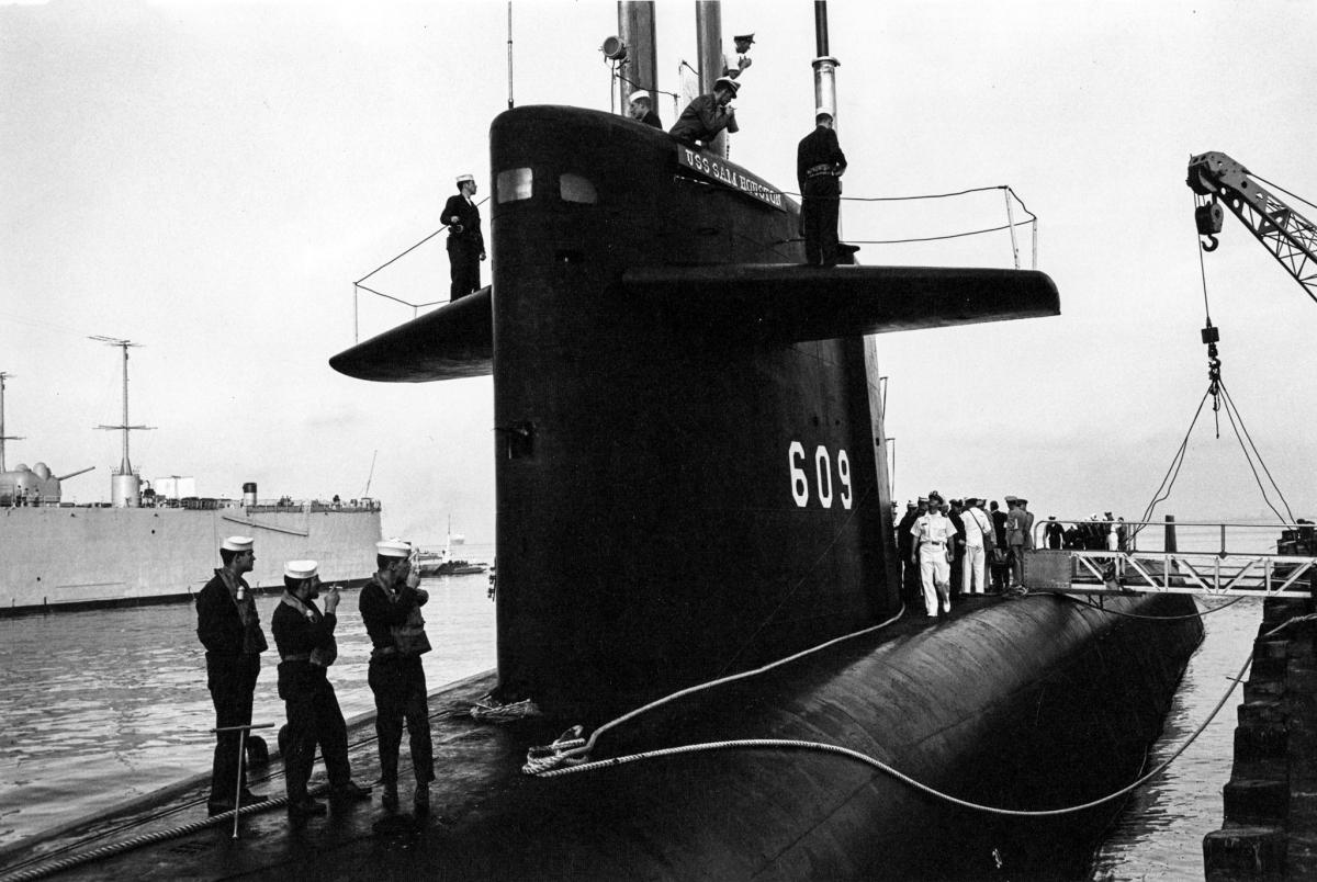 Sentinels Under the Sea | Proceedings - September 1962 Vol. 88/9/715