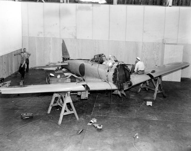 That Time the Navy Learned the Way to Beat a Zero is to Catch a Zero ...