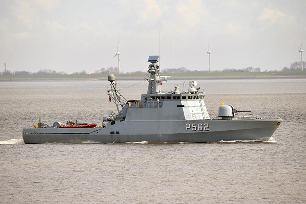 Combat Fleets | Proceedings - April 2015 Vol. 141/4/1,346