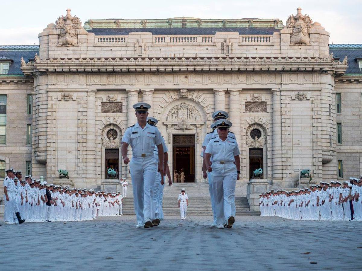 Why Midshipmen Must Study History | Proceedings - December 2022 Vol ...