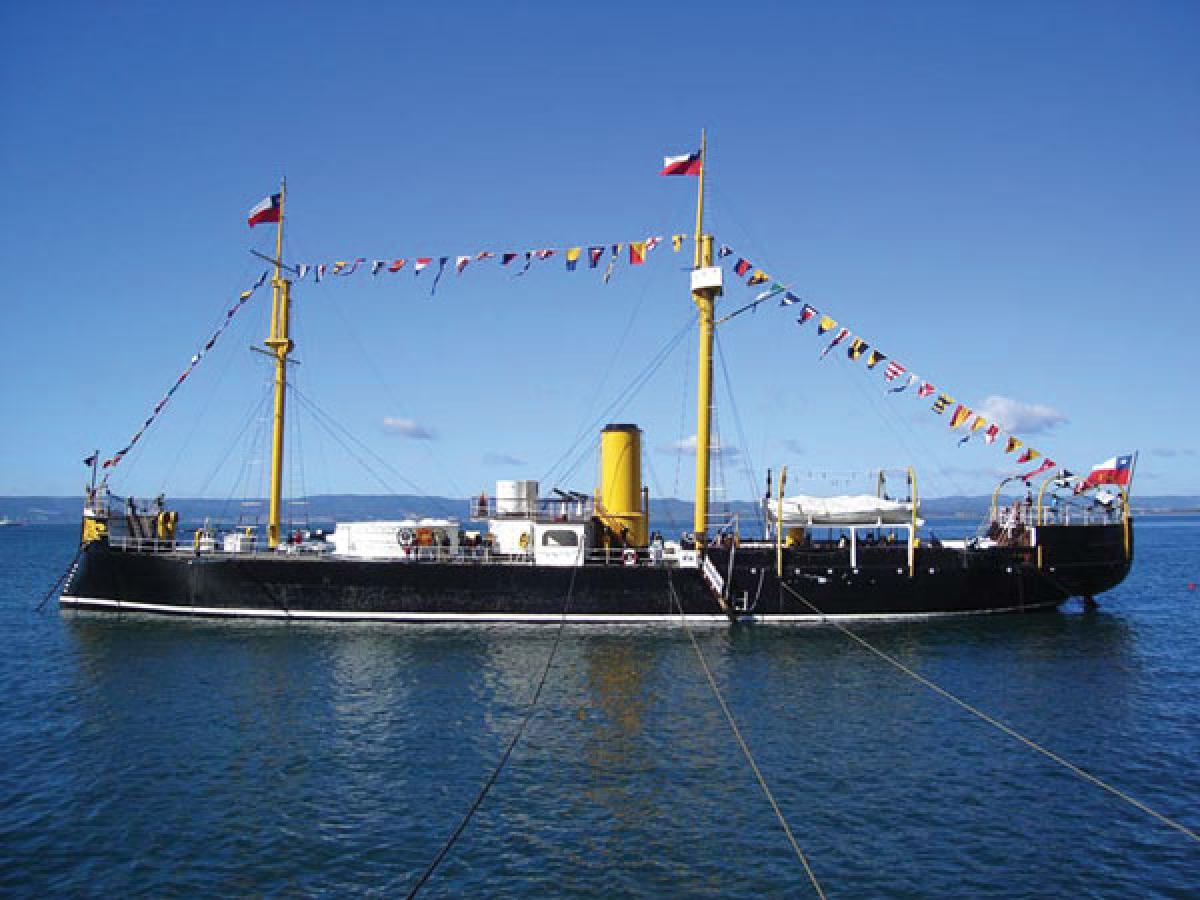 In Contact | Naval History Magazine - June 2011 Volume 25, Number 3