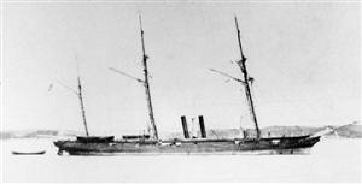 In Contact | Naval History Magazine - February 2010 Volume 24, Number 1