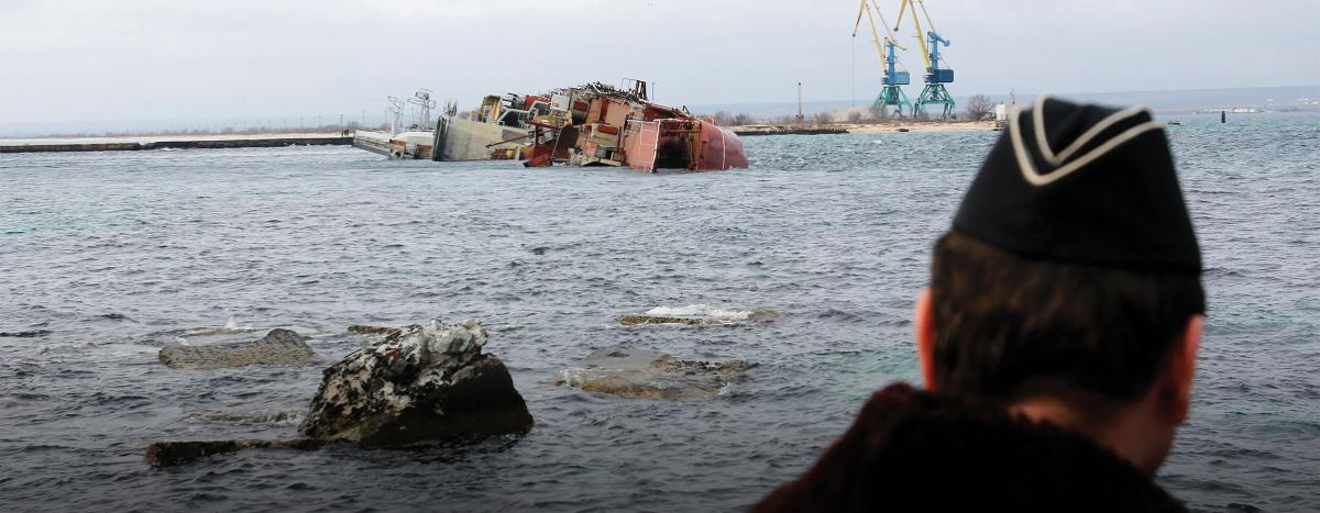 Blockship Tactics to Trap Enemy Fleets | Proceedings - December 2021 ...