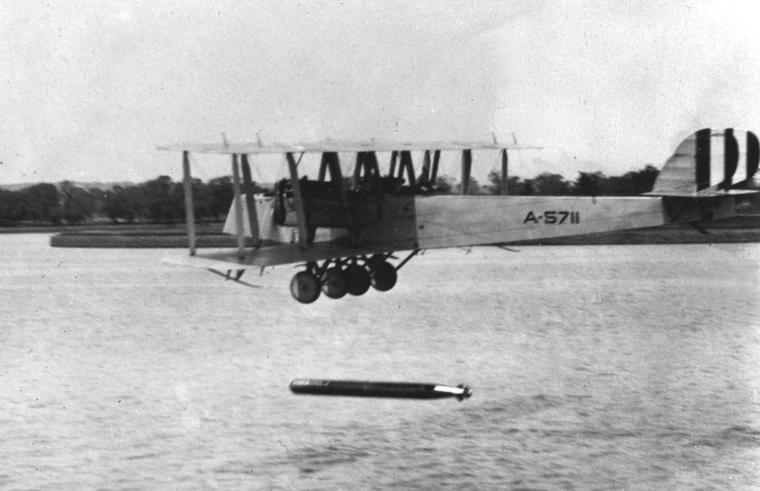 Historic Aircraft - The first BIG Bomber | Naval History Magazine ...